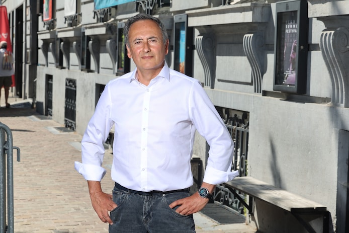 “Ik kreeg niet de kans om te recupereren”: VTM-journalist Faroek ...