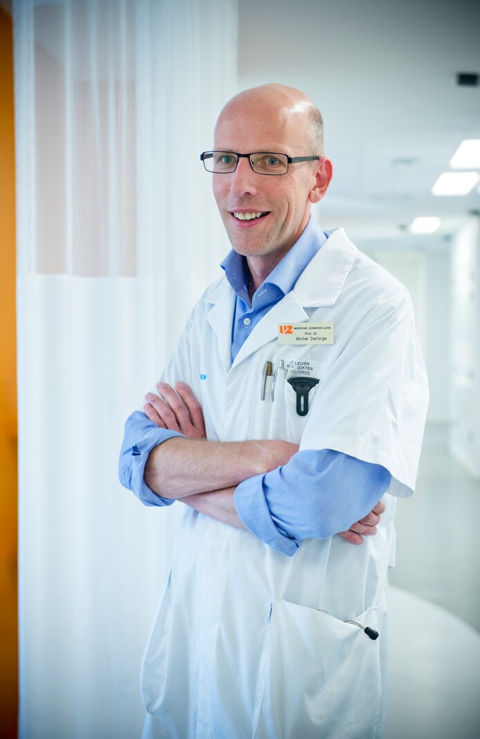 Prof. dr. Michel Delforge (UZ Leuven) over angst om naar ziekenhuis te ...