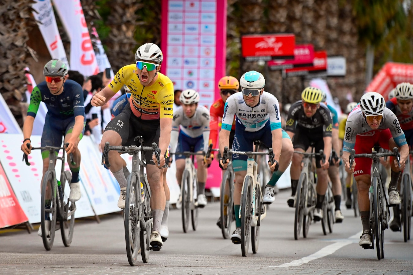 Timothy Dupont (36) wint eerste rit Antalya Tour: “Bewijs dat ik nog ...