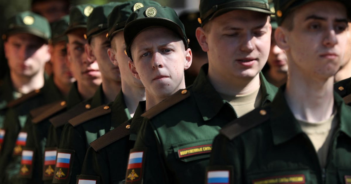 “Russisch leger rekruteerde dit jaar al bijna 120.000 soldaten ...