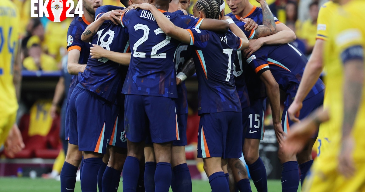 “Eindelijk aantrekkelijk voetbal zonder gecompliceerd gedoe!”: Jan en ...