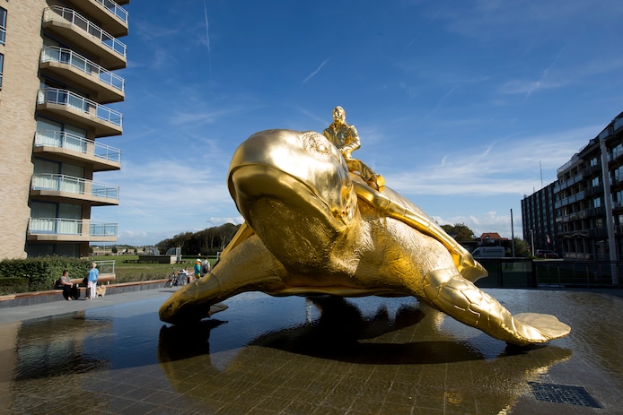 LEVENSVERHAAL. Van Nero-standbeeld tot schildpad van Jan Fabre: Luc Cauwenberghs (72), zowel ...