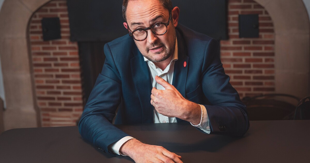 Van Quickenborne vraagt vergiffenis in opvallende brief: “Er zijn dingen misgelopen, en dan is ...