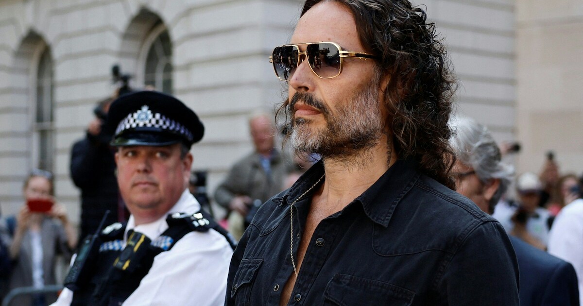 Russell Brand (50) opnieuw beschuldigd van verkrachting en aanranding ...