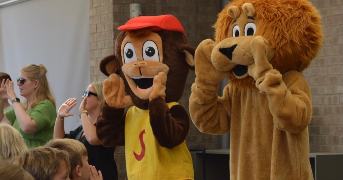 Na Simba is daar Samba: leeuw & aap verenigen kleuters en leerlingen ...