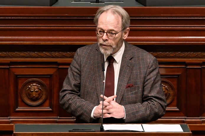 Er is maar één politicus die meer verdient: dit staat er vanaf nu op ...