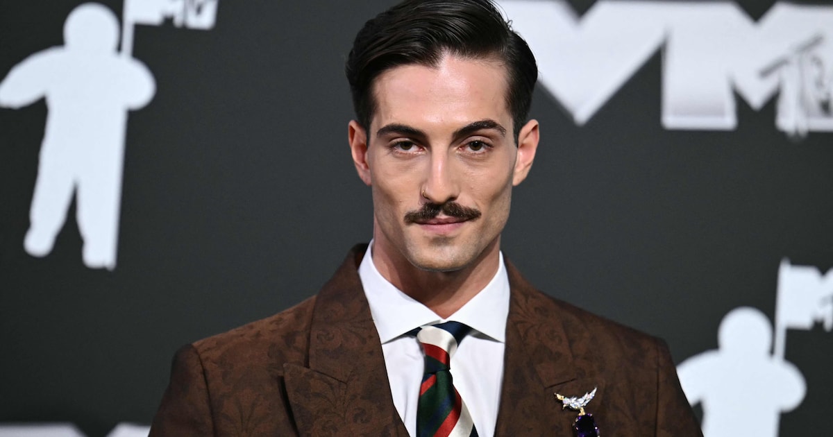 Damiano David kondigt wereldtournee aan: Måneskin-frontman staat op 2 ...