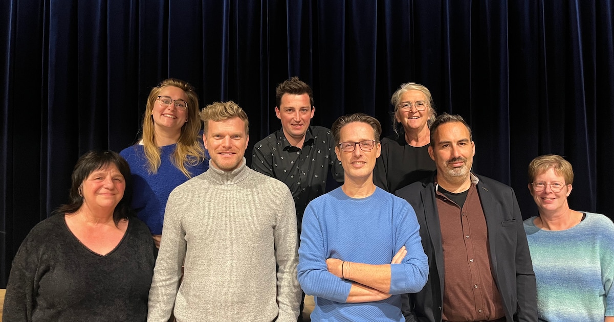 Installatievergadering van het nieuwe gemeentebestuur in Wuustwezel op ...