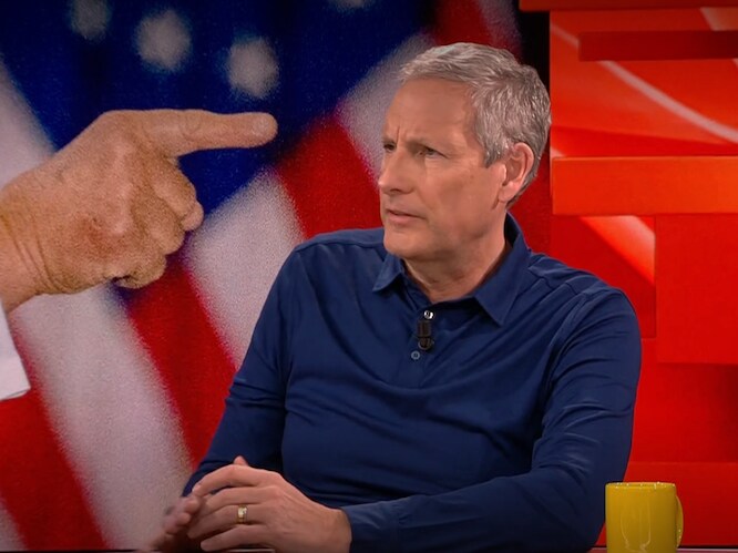 “Ik heb mezelf bevrijd van het idee dat hetero de norm is”: Len Neefs ...