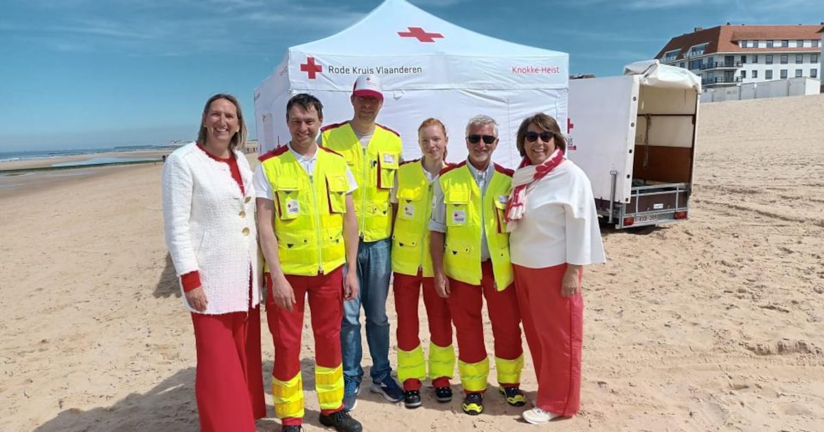 Rode Kruis Knokke-Heist verkoopt 3.000 pleisters tijdens succesvolle ...