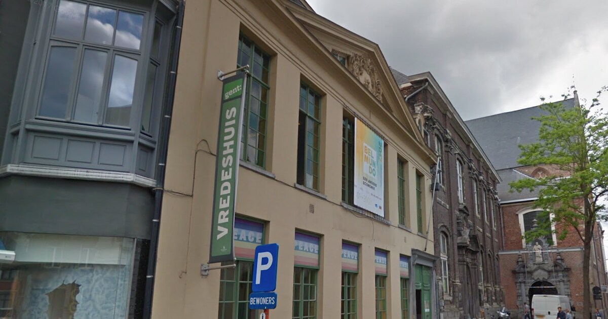 Brandweer sluit Vredeshuis, stad op zoek naar nieuwe plek | Gent | HLN.be