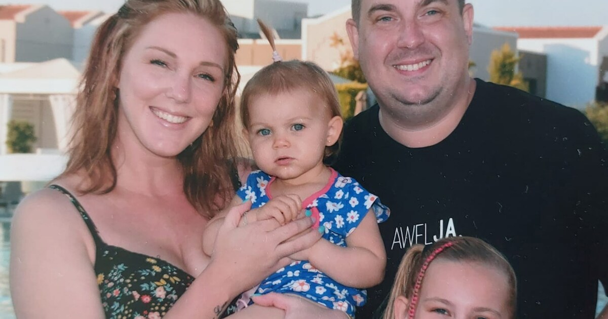 "Hij is een verwend nest": Dana, de trotse vrouw achter Kim Huybrechts ...