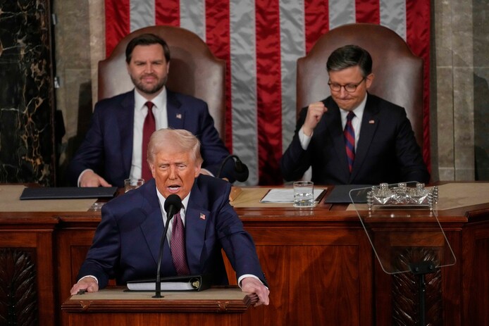 “Amerika is terug!”: Trump houdt langste toespraak van een president ...