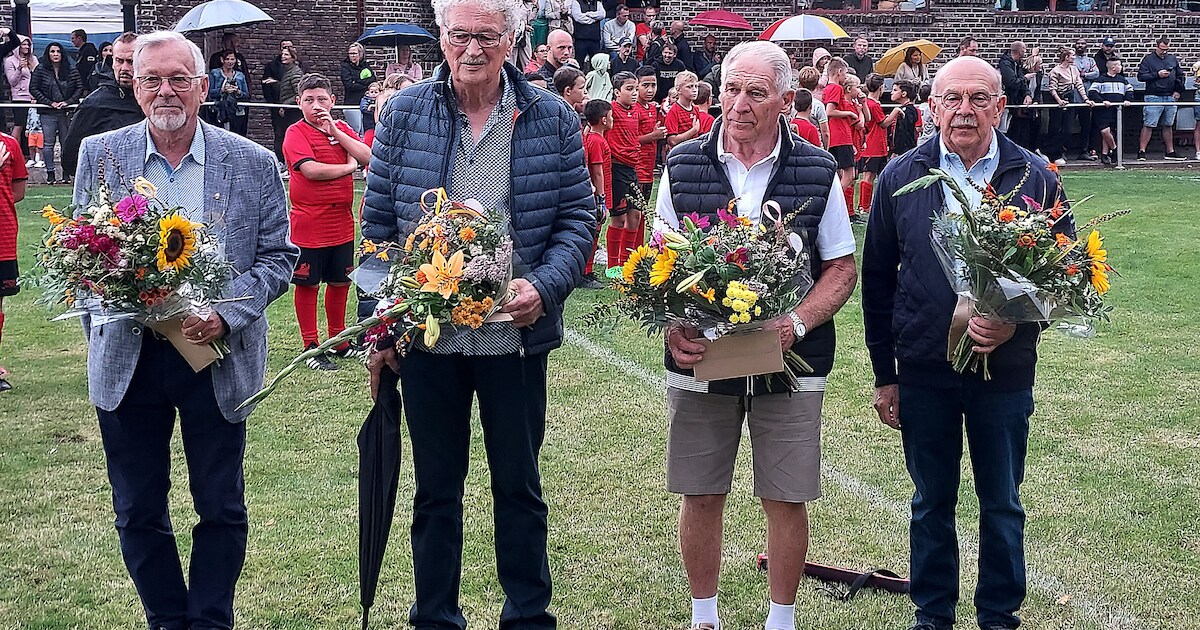 Bestuur van Lindeboys Leut geeft na vijftig jaar de fakkel door aan de ...