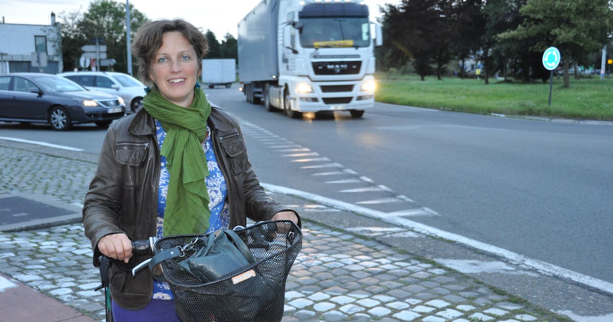 Mieke Schauvliege (Groen) plant fietstocht van 186 kilometer door Oost-Vlaanderen: “Wil voelen ...