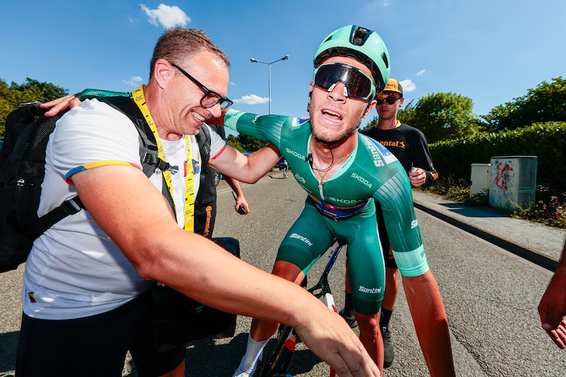 “Wist dat het moeilijk zou worden na lekke band”: Tim Merlier sprint ...