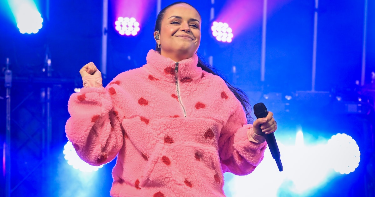 Marthe van K3 bevestigt tweede zwangerschap: “Een kindje op de wereld ...