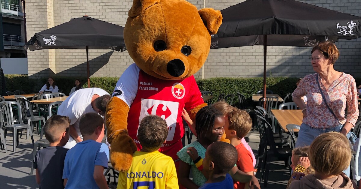 Maak kennis met wAlter: de nieuwe mascotte van KV Eendracht Aalter | Aalter | hln.be