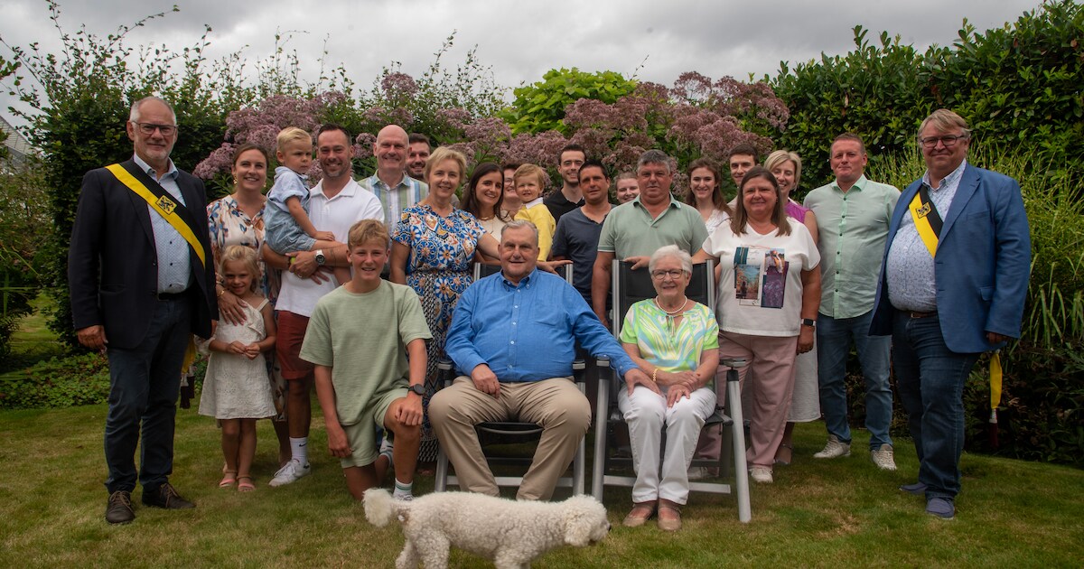 Hugo en Monique vieren 60ste huwelijksverjaardag | Destelbergen | HLN.be