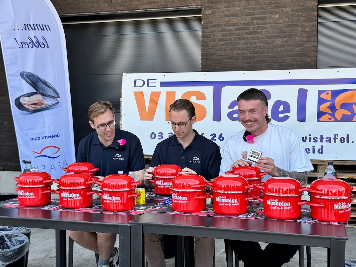 KIJK. Twee mosselboeren uit Brecht kloppen ‘Belgische Freetzak’ in ...