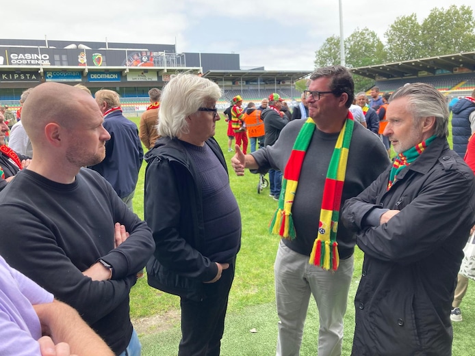 Ruim 1500 fans op afscheidsmoment in Diaz Arena daags voor KVO ...