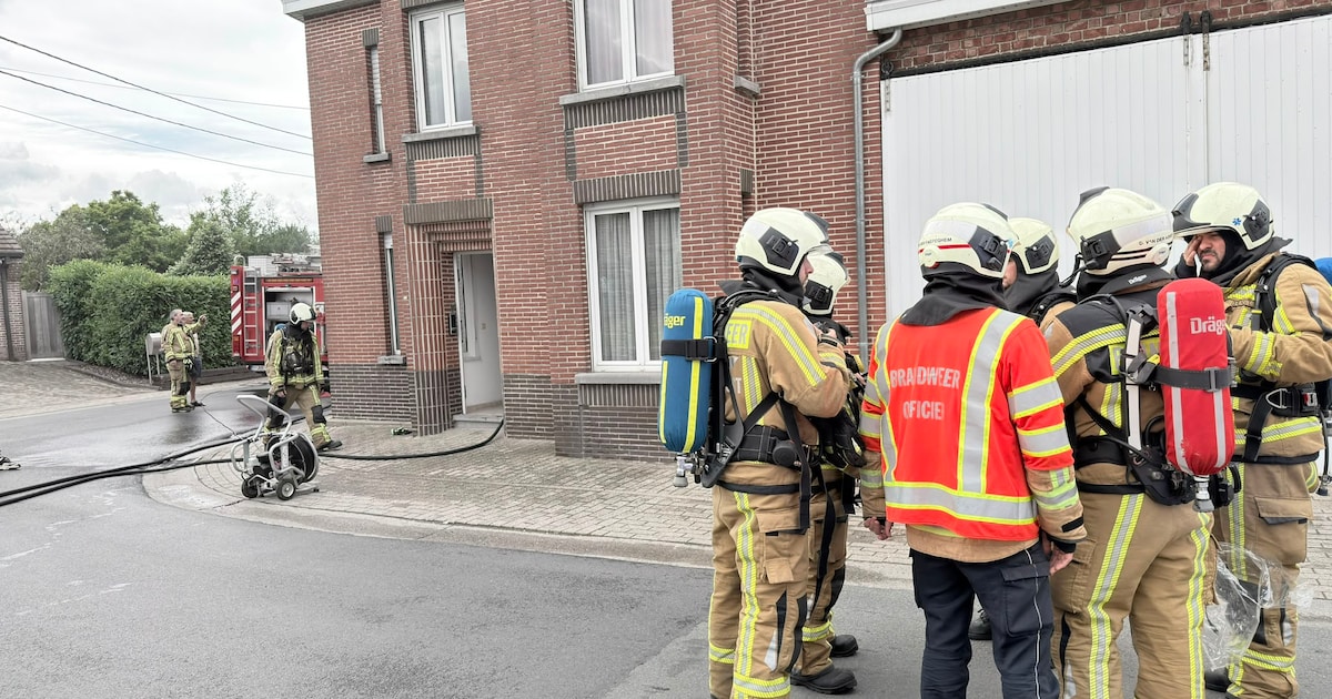 Brandweer heeft keukenbrand snel onder controle | Regio | HLN.be