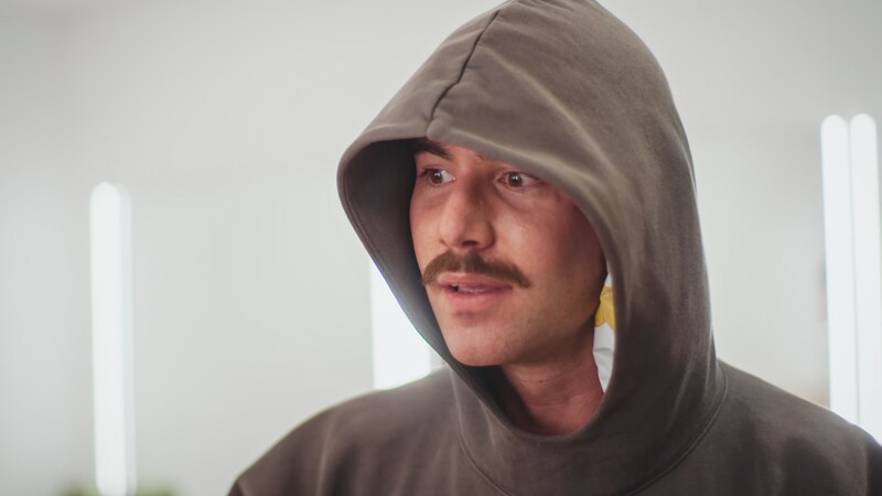 KIJK. Wat doet Jonatan Medart in de backstage van ‘The Voice ...