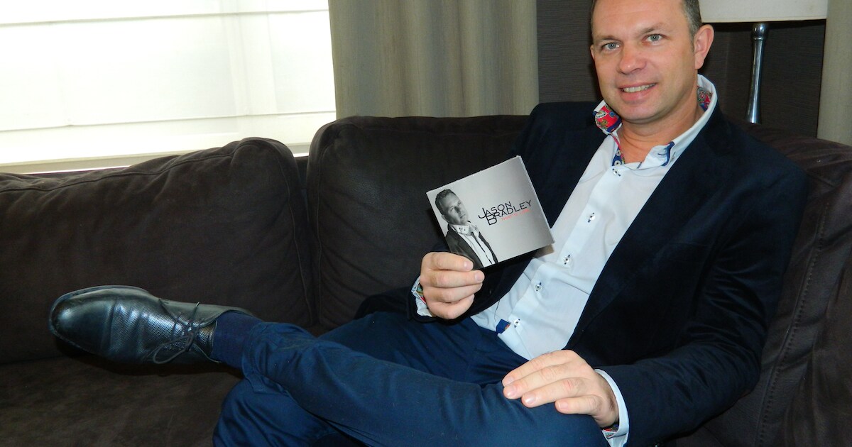 Jason Bradley geeft kerstshow in kerk van Bellem | Aalter | HLN.be