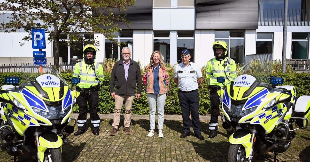 Politiezone HerKo pronkt met nieuwe anonieme wagen en politiemotors ...