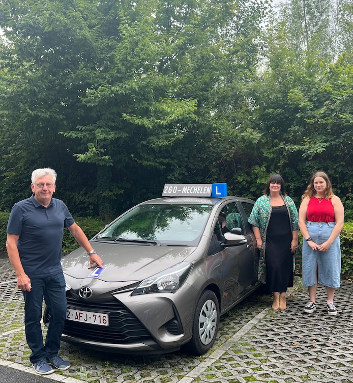 Partners helpen kwetsbare jongeren rijbewijs halen: “Zoeken rijbuddy’s” | Mechelen | hln.be