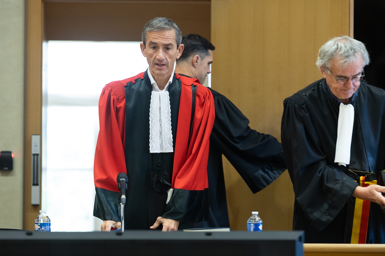 Al voor de derde keer hield ze haar zwangerschap verborgen: wie is Nora ...