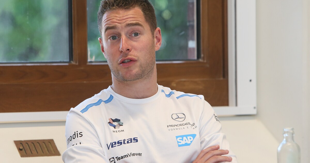 Stoffel Vandoorne wordt test- en reserverijder bij Formule 1-renstal ...
