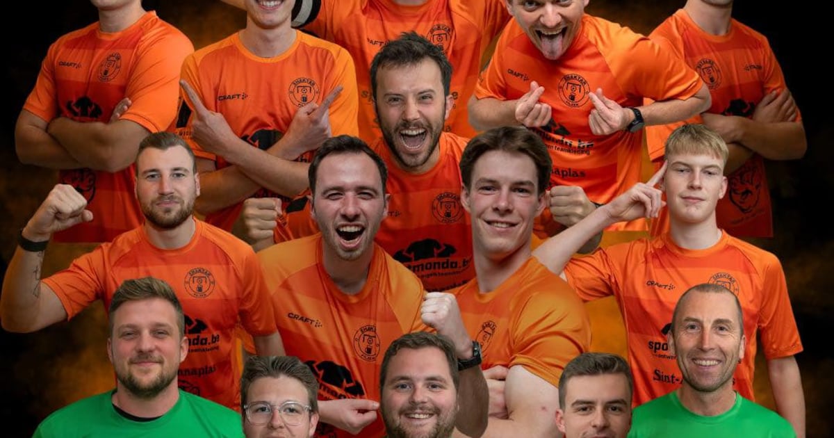 Zaalvoetbalclub Shaktar Pilzen viert eerste titel met supportersfeest ...