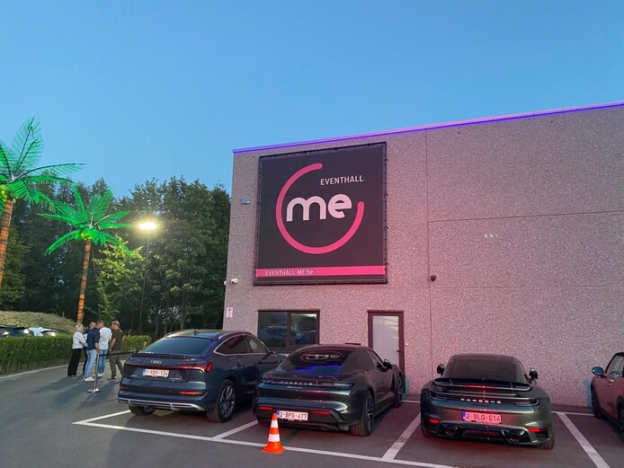 Hypermoderne Eventhall-Me strijkt neer in Maldegem: “Van trouwfeest tot ...