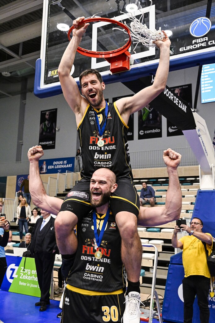 Droomafscheid voor Sam Van Rossom: BC Oostende wint zijn allereerste ...