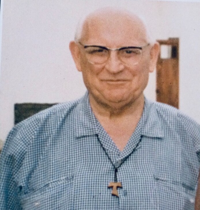 Missiefeest brengt hulde aan missionaris Michel Praet | Wetteren | hln.be