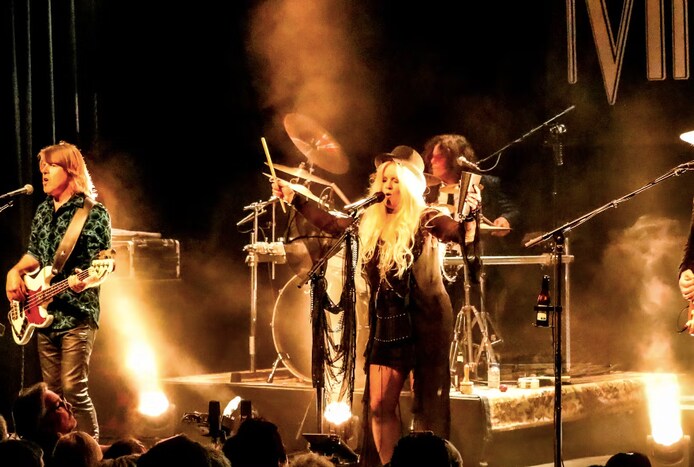 Tribute band Mirage brengt ode aan Fleetwood Mac met indrukwekkende ...