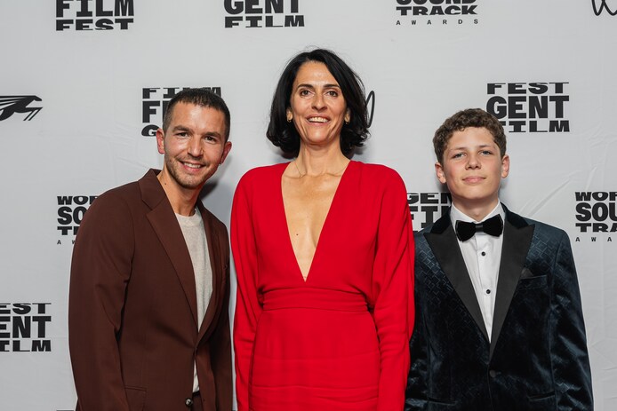 Schoon volk op de rode loper voor ‘Milano’, Matteo Simoni in de ...