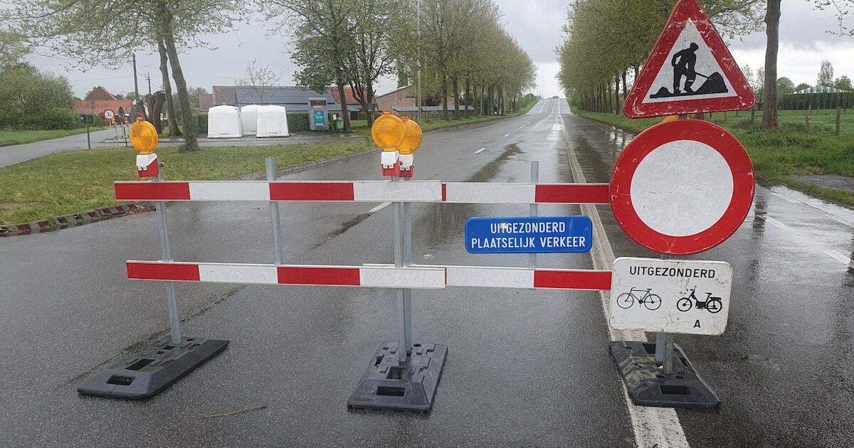 Werken Moerstraat: vanaf nu grotere omleiding tussen Bellem en Zomergem | Aalter | HLN.be