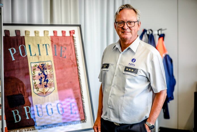 INTERVIEW. Politiechef Dirk Van Nuffel (66) zwaait af na indrukwekkende ...