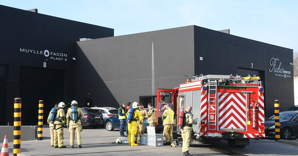 50 mensen geëvacueerd na incident met salpeterzuur bij Muylle-Facon ...