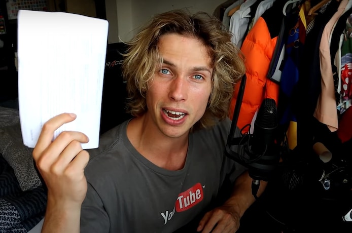 Acid reageert in nieuwe video op aanklacht door Reuzegommer: “Dit is een grap, dit is absurd ...