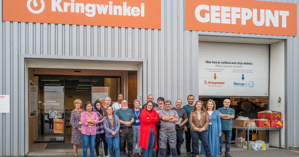 Kringwinkel aan de Tragel krijgt make-over en dus moet alles weg: “Voor ...