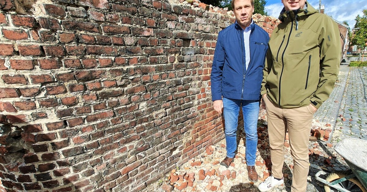 Restauratie van pastoriemuur in Wambeek gaat van start | Ternat | hln.be