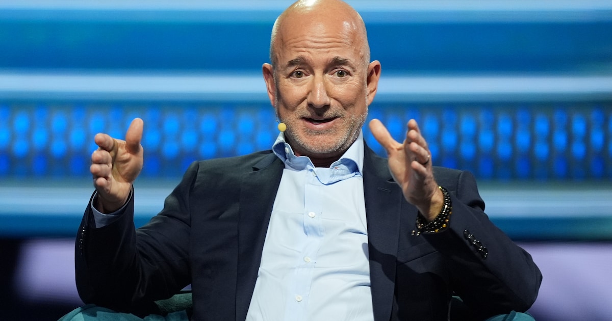 Jeff Bezos wordt co-CEO van nieuw AI-bedrijf, dat hij zelf meteen vliegende financiële start ...