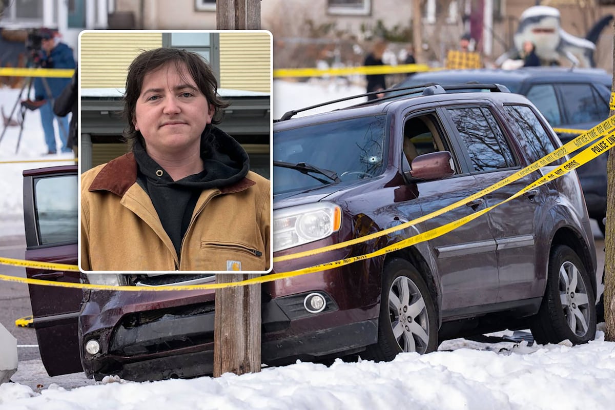 Buurtbewoner Roman zag ICE-agenten lachen na dood van Renee Good ...