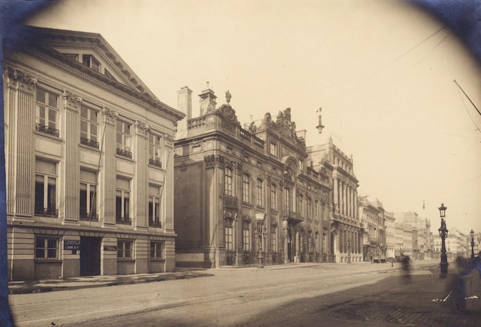 Deze iconische Antwerpse straten of pleinen heetten vroeger helemaal ...