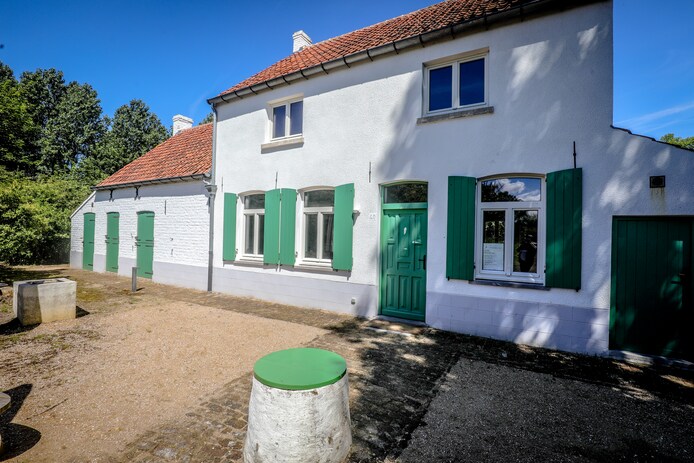 30 jaar na zijn overlijden leeft kunstenaar Paul Delvaux verder op deze ...