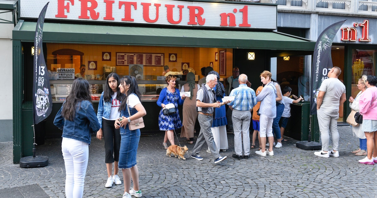 “Elke middag werd er geld in de kelder verstopt”: baas van Frituur n°1 ...