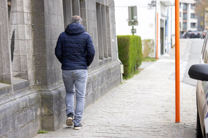 Advocaat ex-schepen Mathieu Mas over ongeval waarbij fietser Owen (22 ...